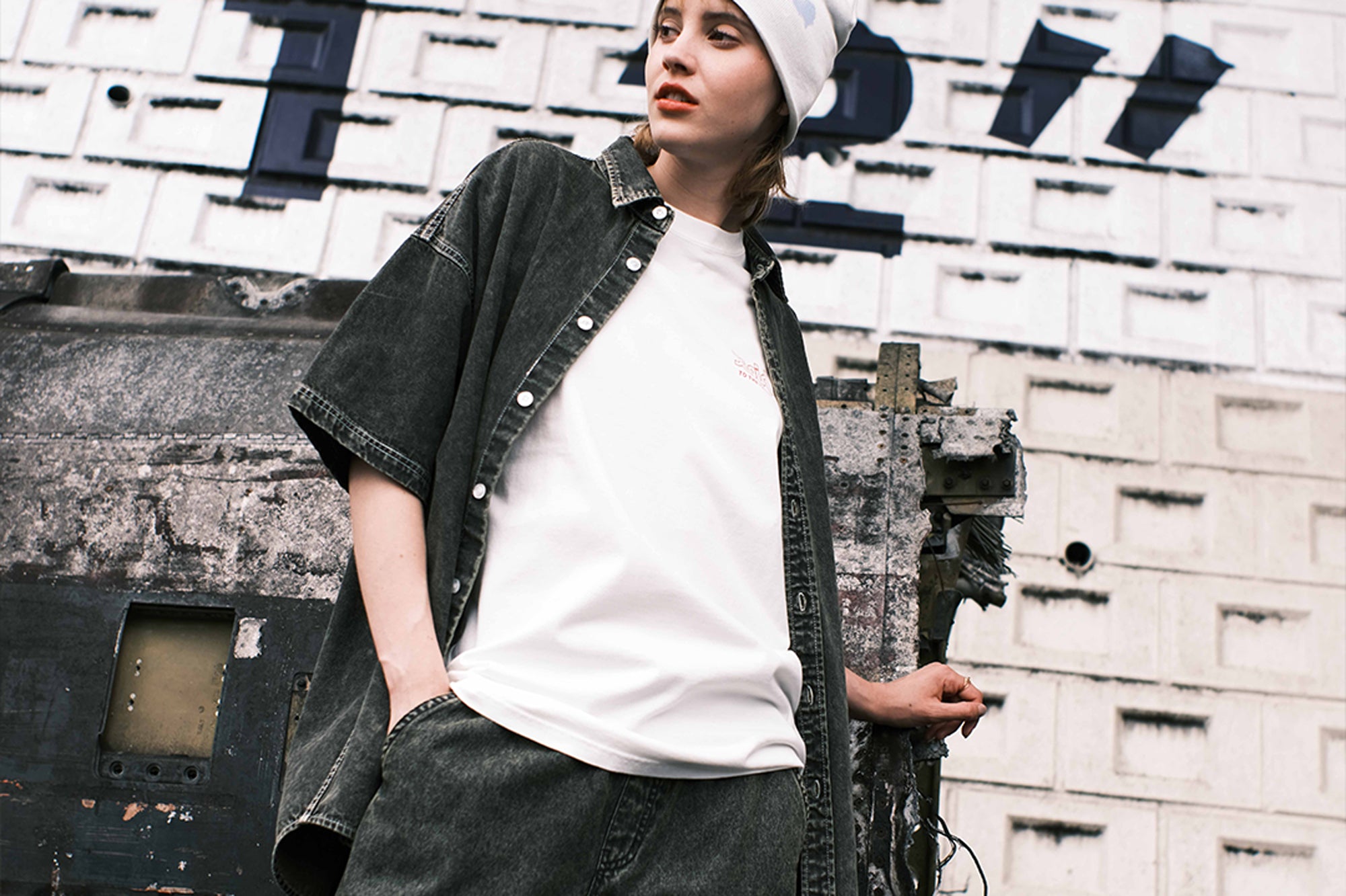 X-girl US Official Site - "Real Girls' Clothing" Since 1994